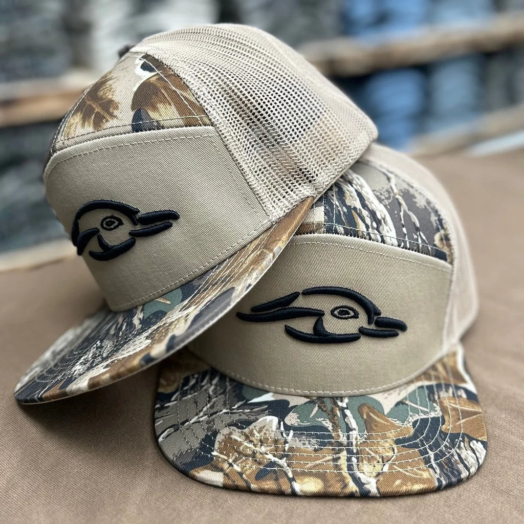 AMERICAN FLYWAY WATERFOWL Realtree Advantage 7 Panel Duck Logo Hat ...